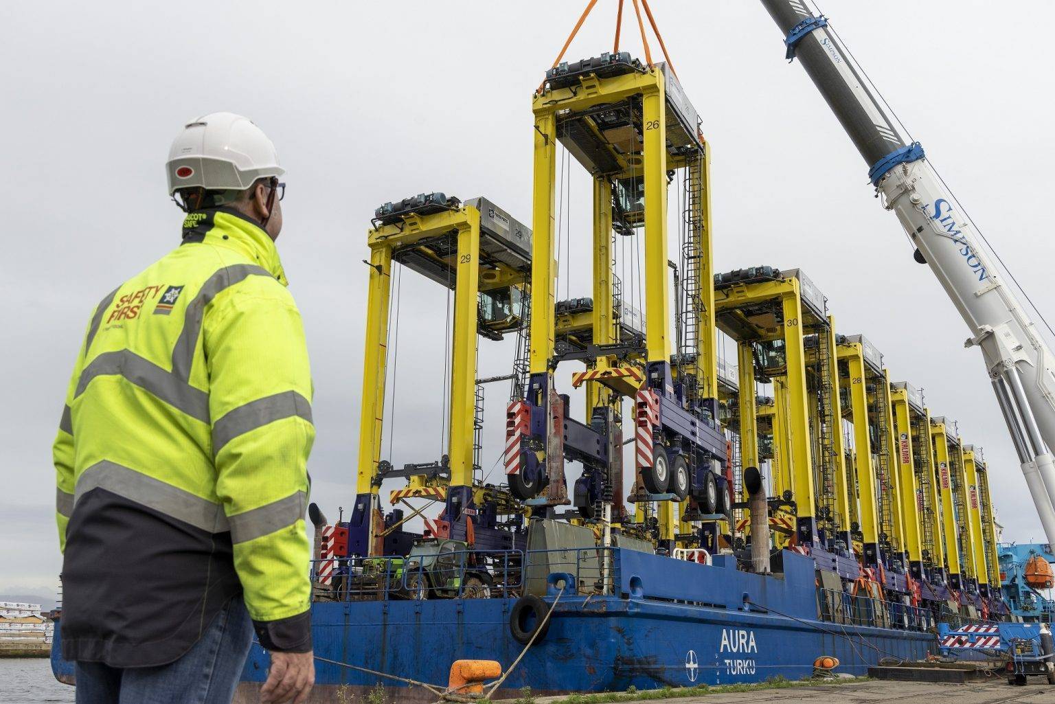 12 new Kalmar Straddle Carriers go into service in Grangemouth and ...